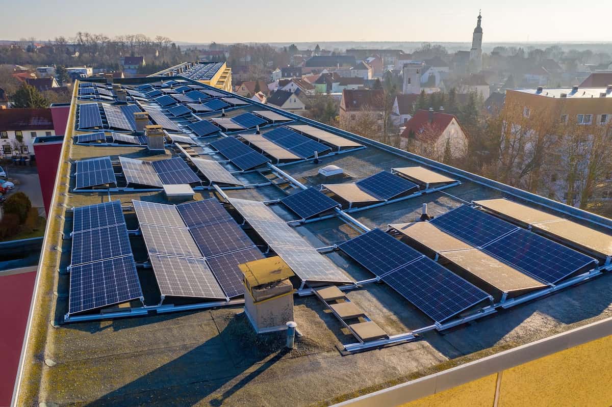 Small Business Solar Energy in Ghana: Costs & Benefits
